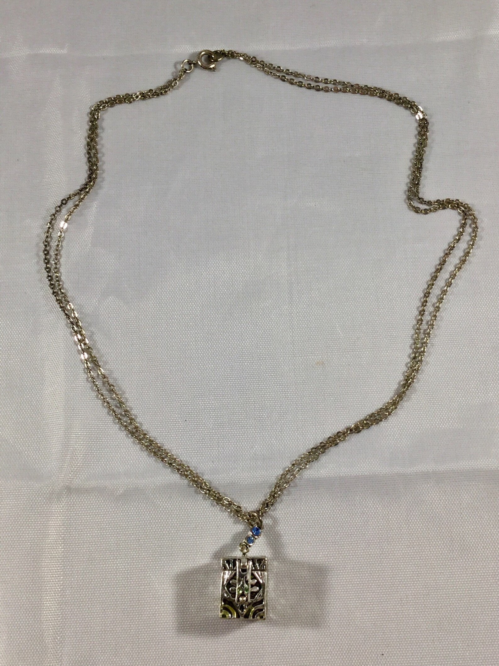 Vintage Ladies Silver Tone Rhinestone Encrusted Open Box Locket With ...