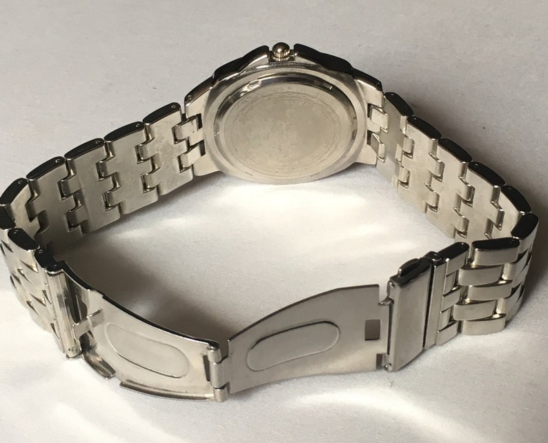 Vintage Clique Stainless Steel Chronograph Quartz Sportsman Watch ...