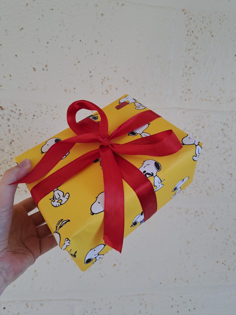 Snoopy Wrapping Paper - Snoopy Gift Wrap - Peanuts Wrapping Paper ...