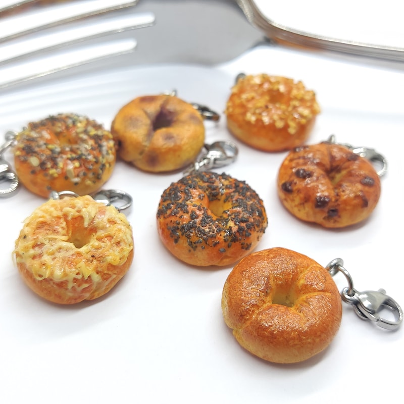 Bagel Keychain - Etsy