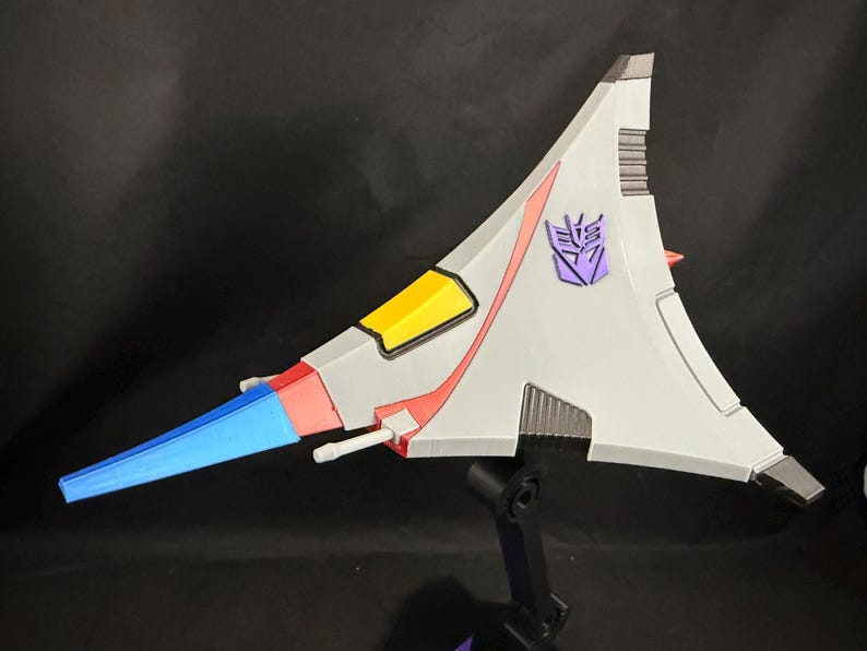 Tetra Jet Starscream From G1 Transformers Cartoon With Stand and Flame ...