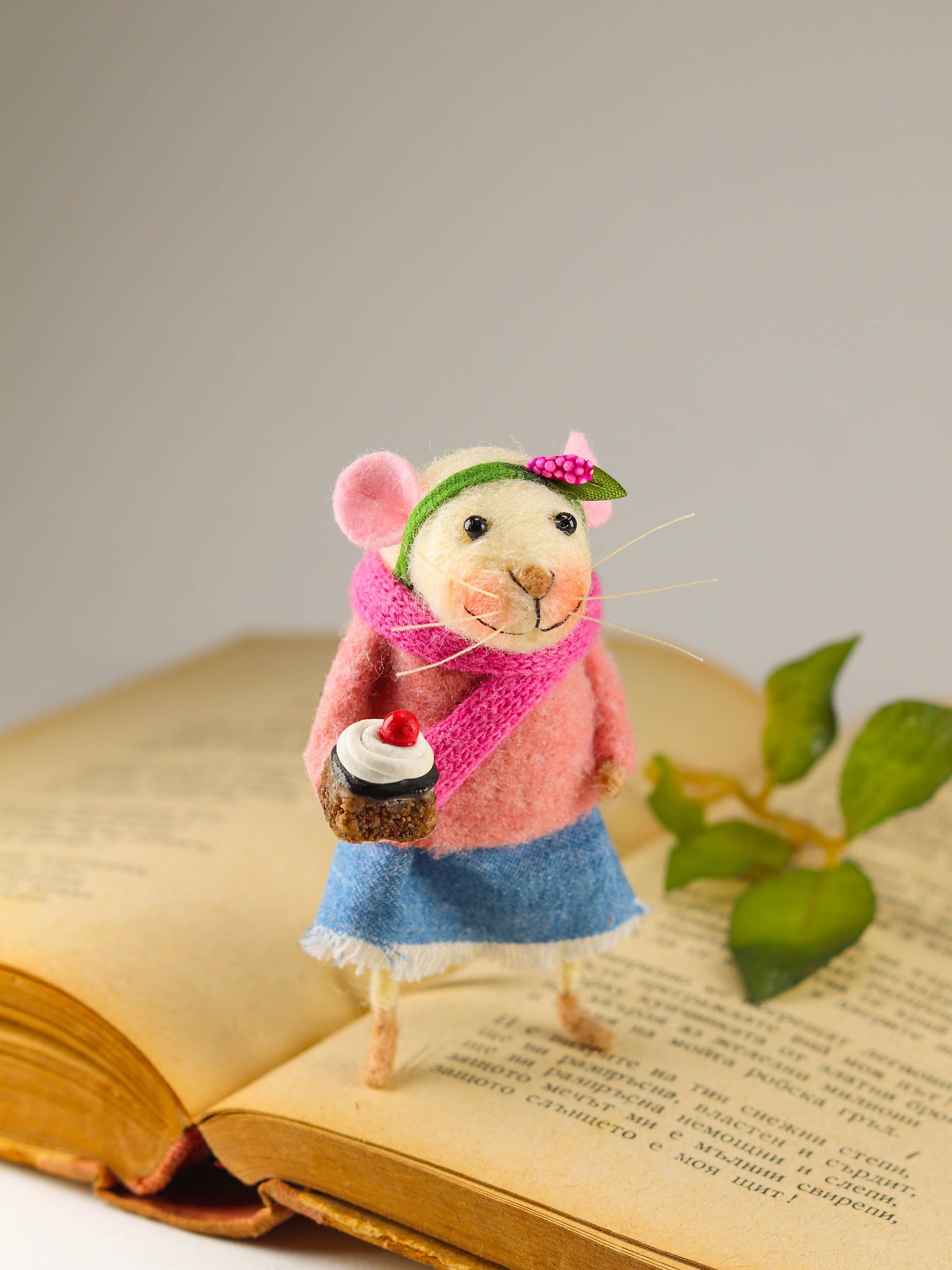 Mouse With Cake Birthday Gift Tiny Mouse Gift for Her | Etsy