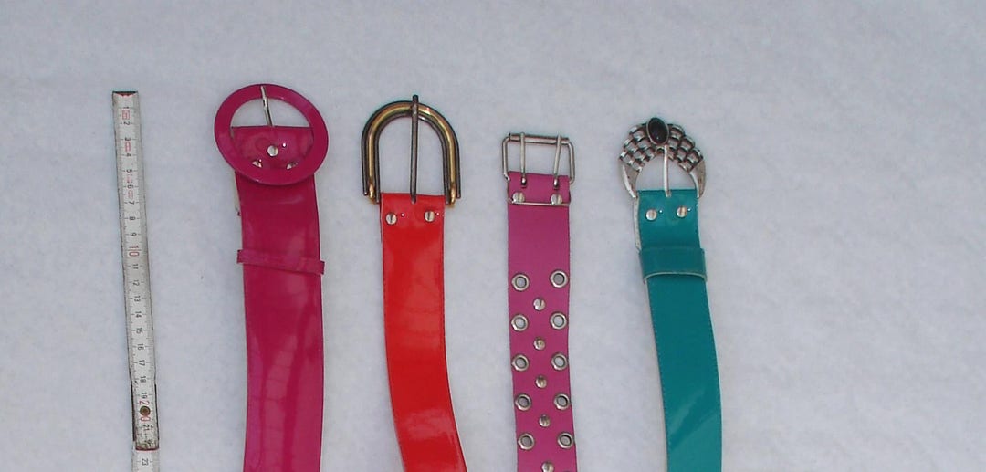 4 Vintage - Funky 70s Belts - Patent Leather Belt Astor - Etsy