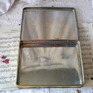 Vintage Keepsake Tin With Picture Lid - Etsy