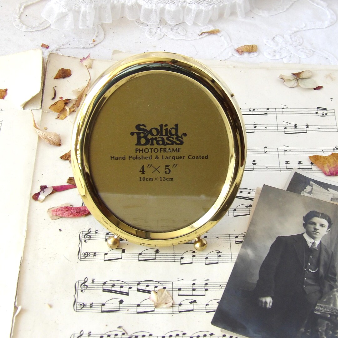 Vintage Oval Brass Photo Frame - Etsy