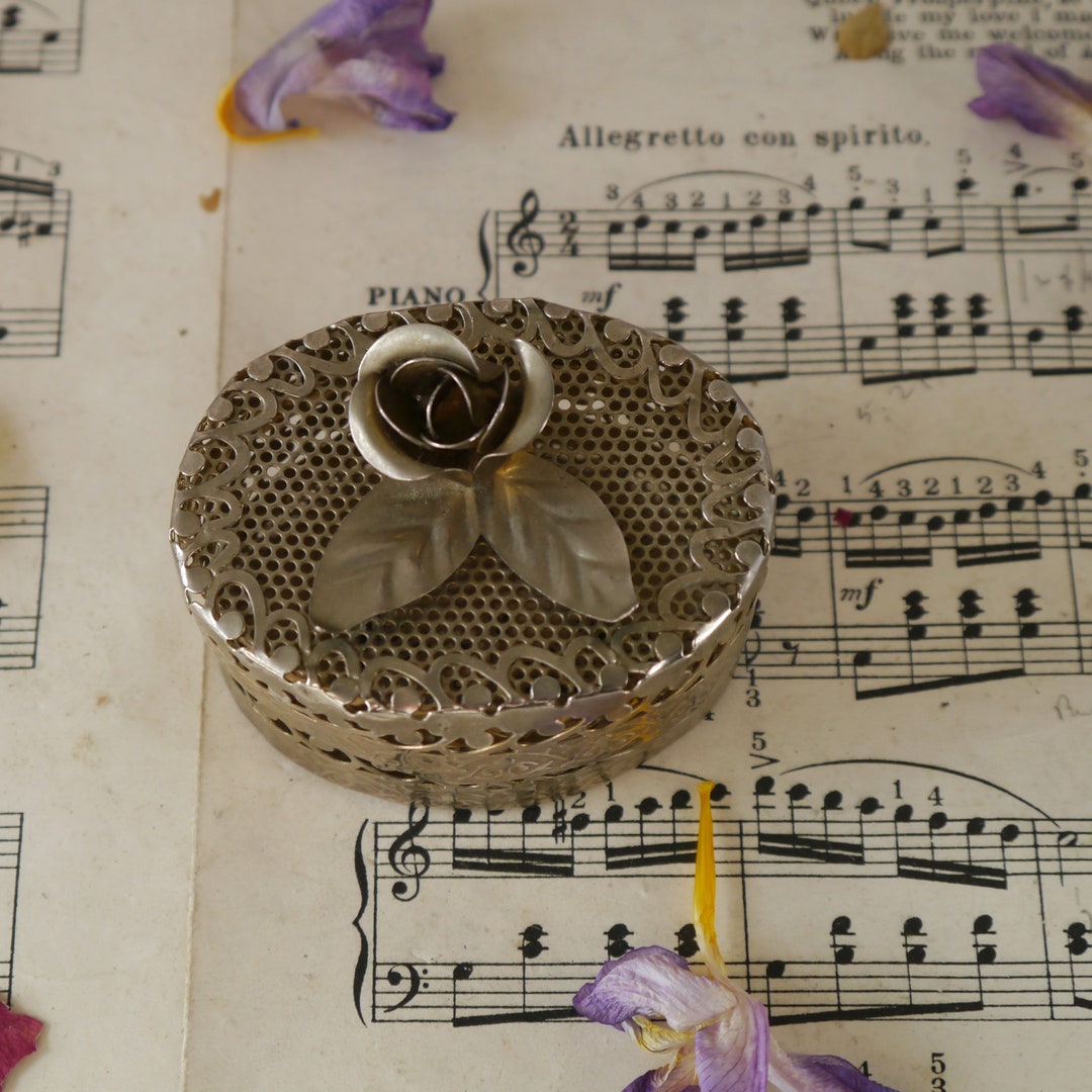 Little Vintage Metal Box With Rose - Etsy
