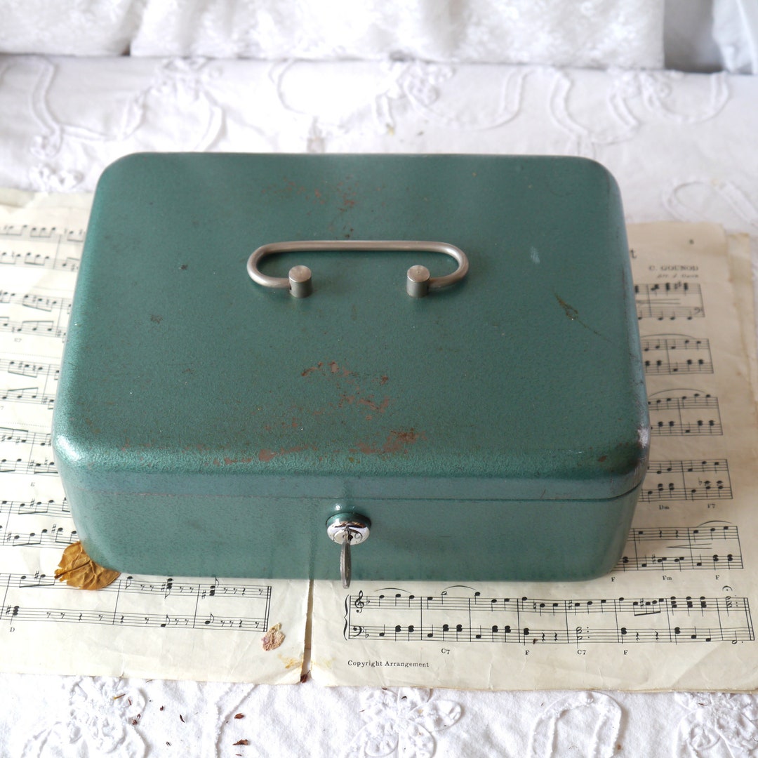 Vintage Lockable Metal Strong Box - Etsy