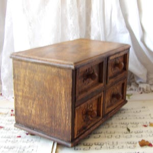 Set of Vintage Wood Drawers With Carved Flowers - Etsy
