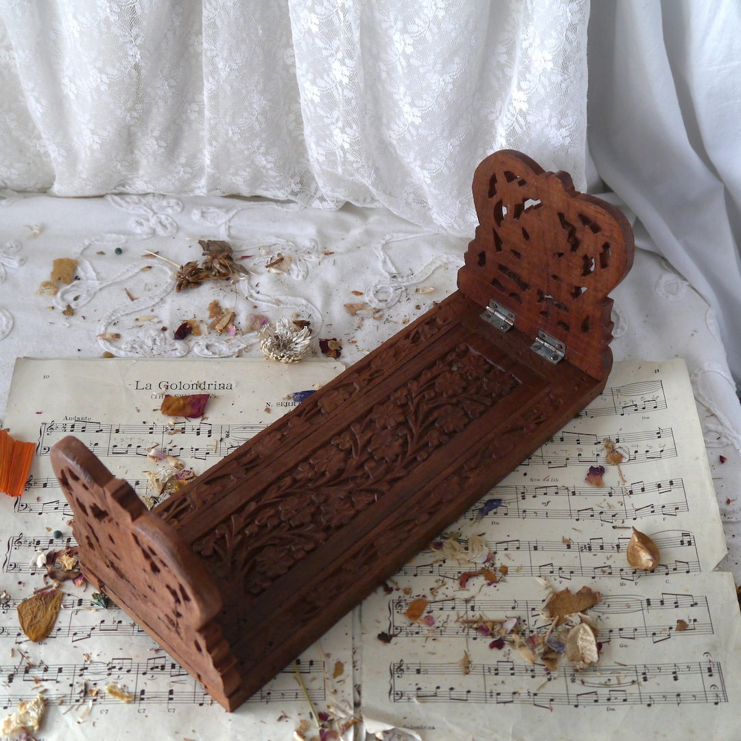 Vintage Carved Folding Book Rack - Etsy