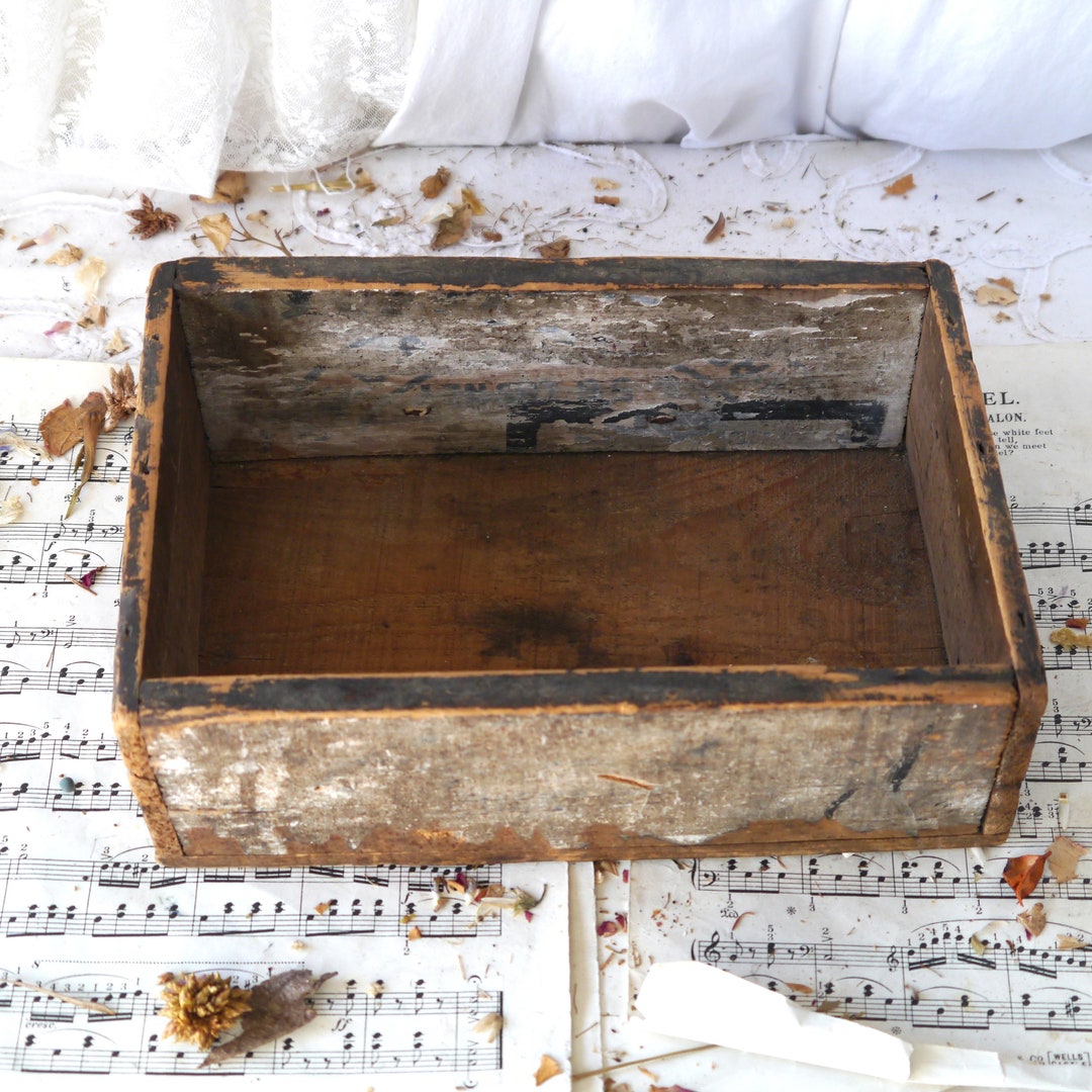 Vintage Rustic Wooden Open Display Box - Etsy UK