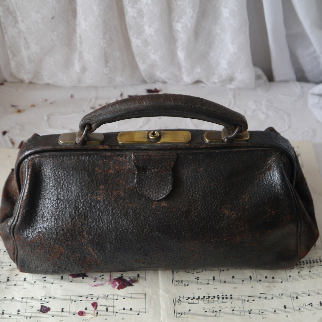 Small Antique Leather Gladstone Doctors Bag - Etsy