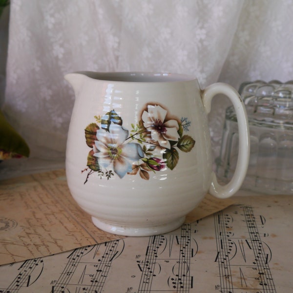 Beswick Jug Vase - Etsy