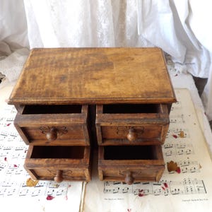 Set of Vintage Wood Drawers With Carved Flowers - Etsy