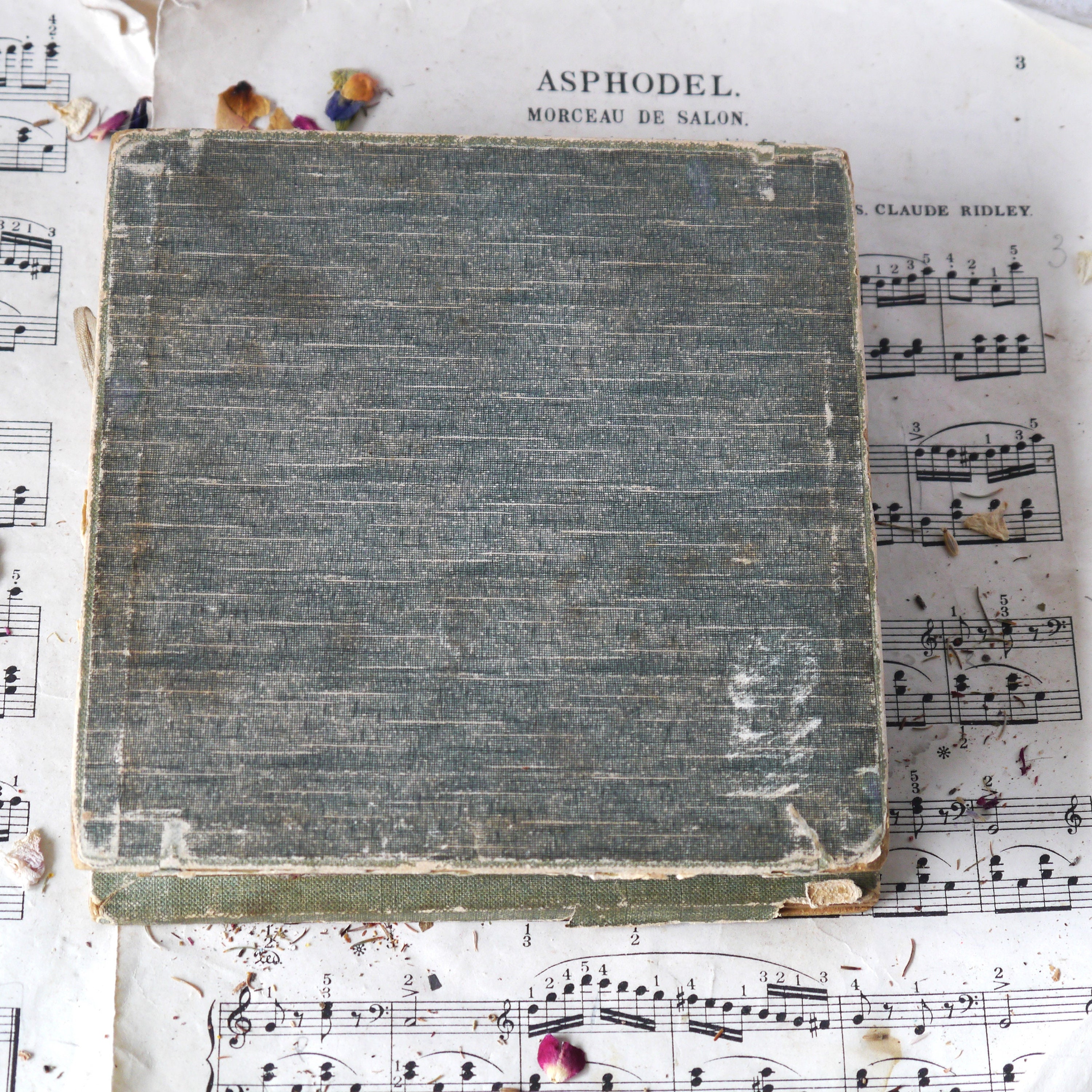 Vintage Floral Box With Photo Frame Lid - Etsy