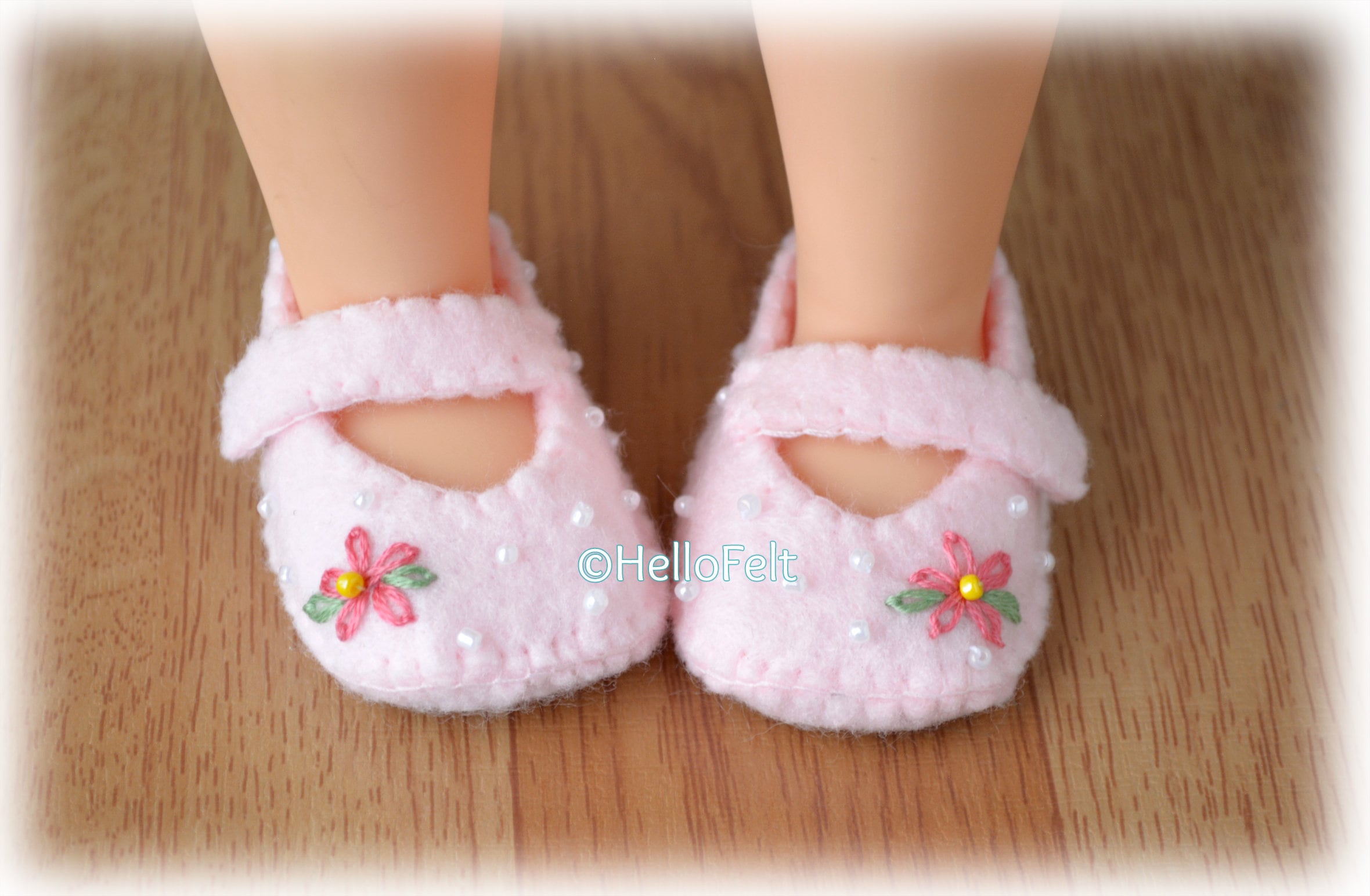 PDF SVG Pattern: Felt Shoes for 16 Animators Dolls - Etsy