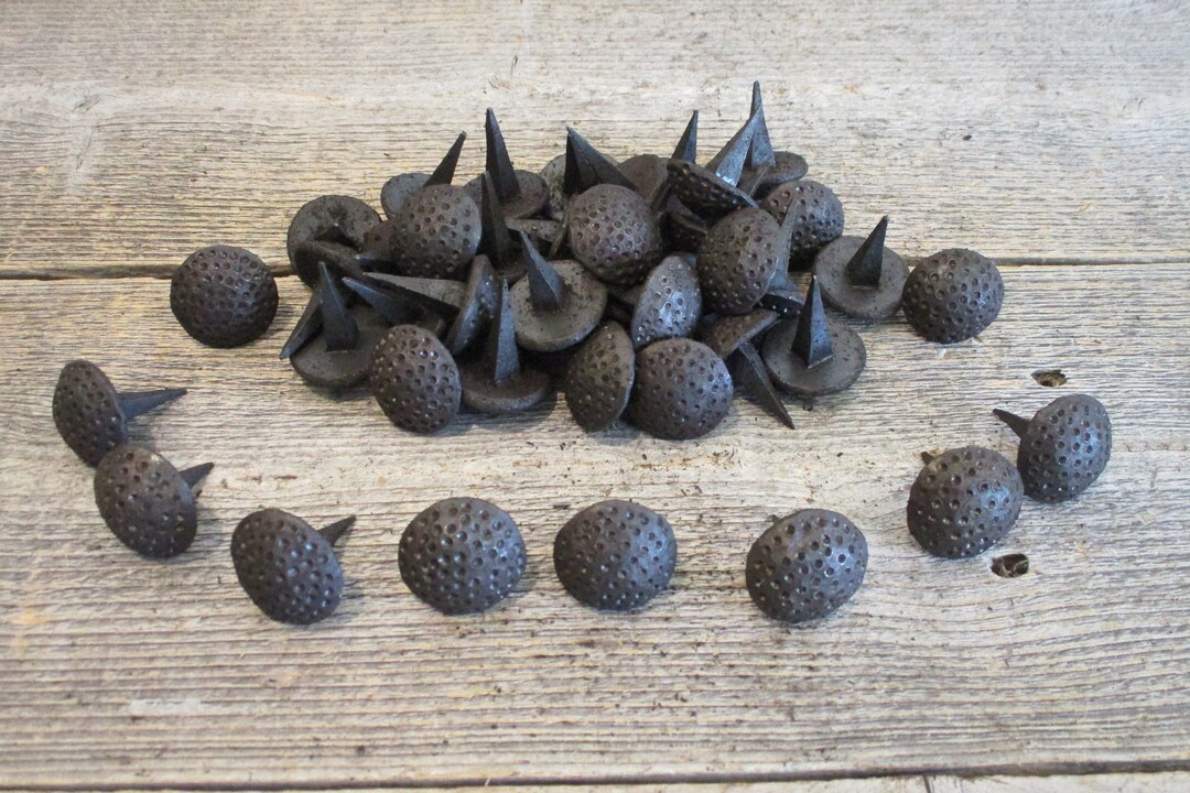 25 IRON CLAVOS NAILS Forged Decorative Craft Tack 1 1/8" Wide 1 1/8 ...