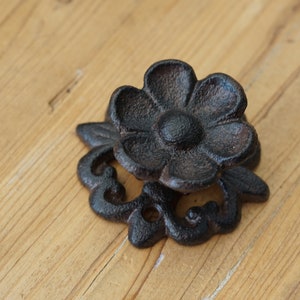10 ORNATE DRAWER PULLS, Knobs, Drawer Pulls, Handles, Rustic Cast Iron ...