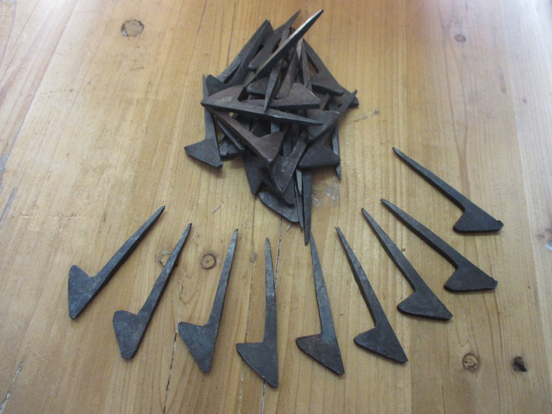 50 IRON CLAVOS NAILS Forged Flat Decorative Craft Tack 7/8" Wide 3 ...