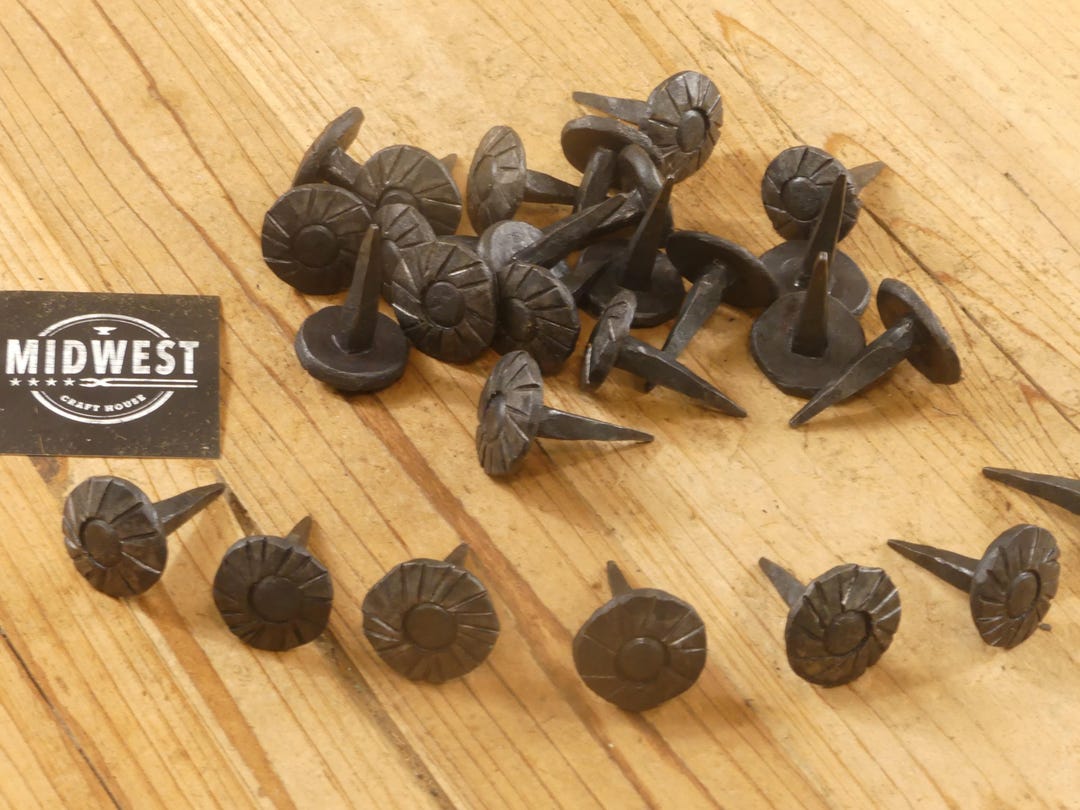 25 CLAVOS, Nails, Forged, Decorative, 1" Wide 1 1/4" Long" Nail ...