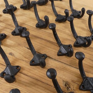 20 Black Coat Hooks, U-shape, Wall Mounted, Decorative Cast Iron ...