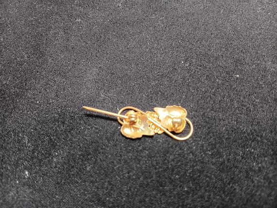 Black Hills Gold Leaf Broach - Gem