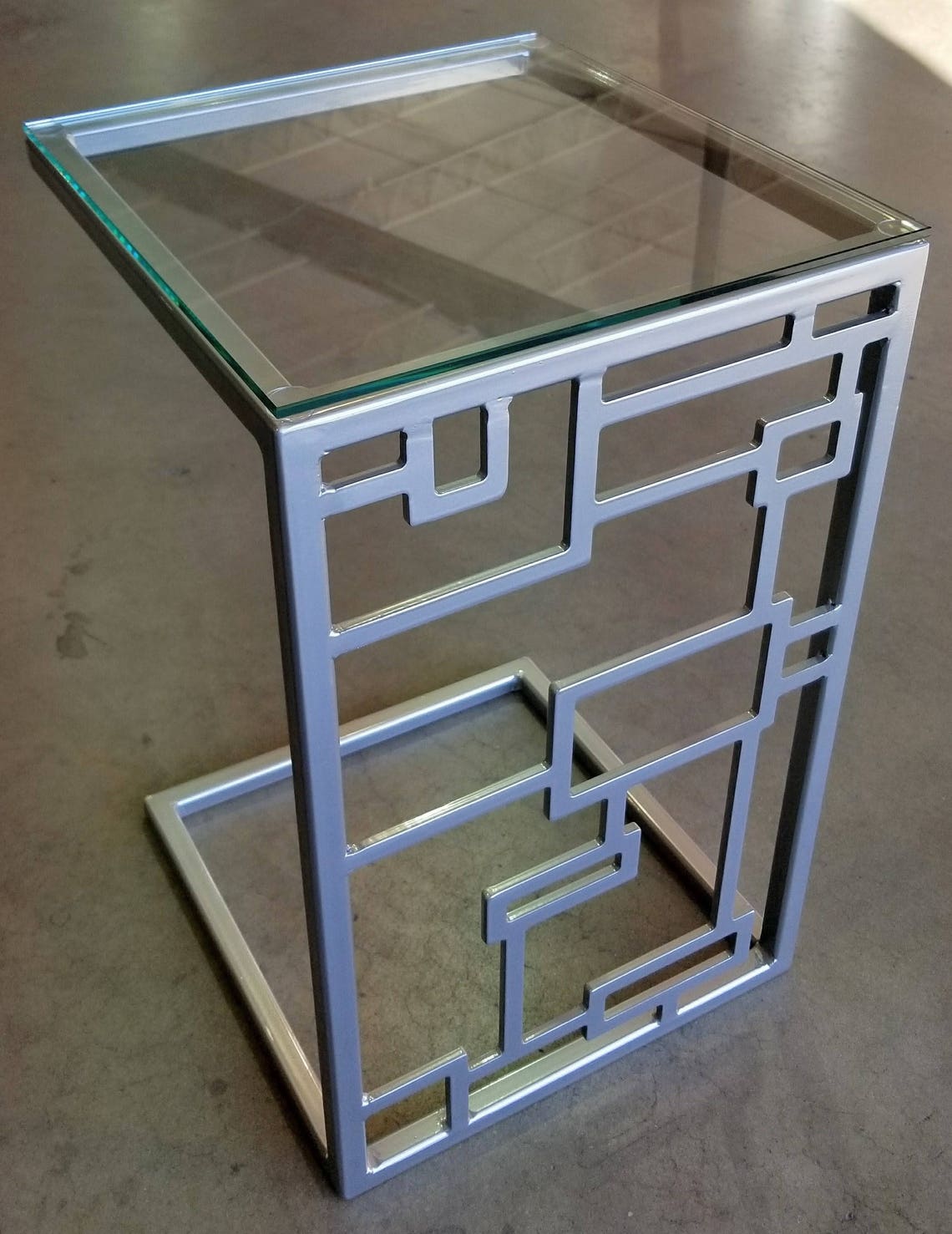 IN-STOCK Small Modern Metal Drink Table - Etsy