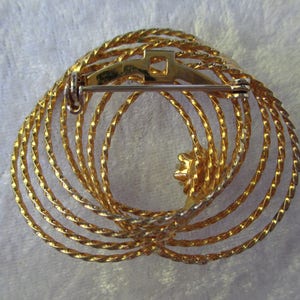 Brooch/fabulous Vintage Detailed Brooch With Gold Hoops Fanned Out and ...