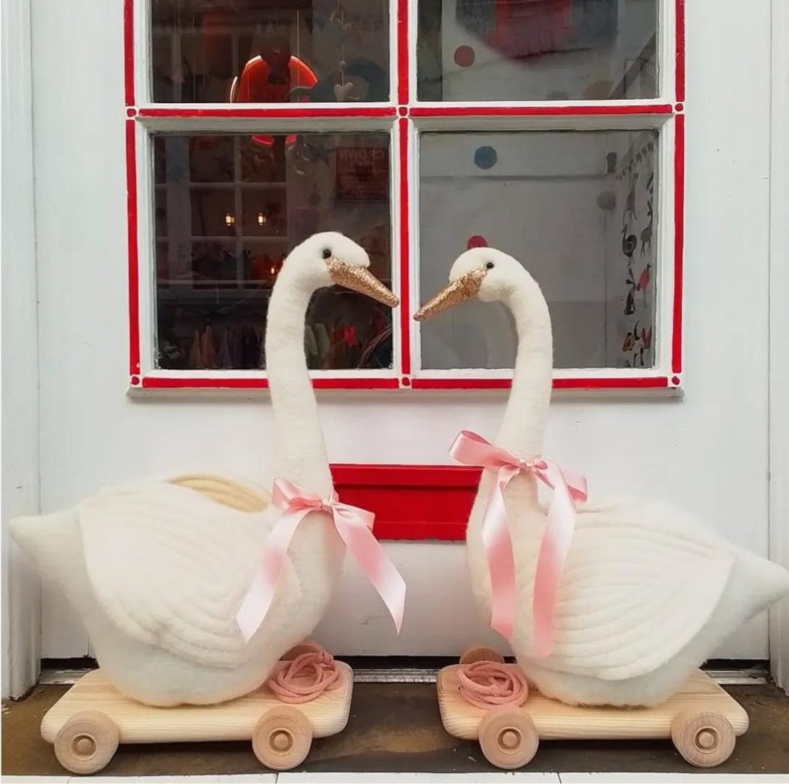 Pull Along Swan on Wheels - Etsy