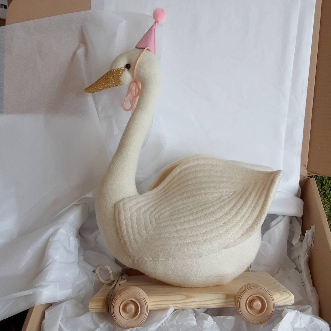 Pull Along Swan on Wheels | Etsy