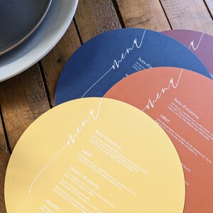 Circle Solid Color Wedding Menu Round Minimalist Reception Table ...