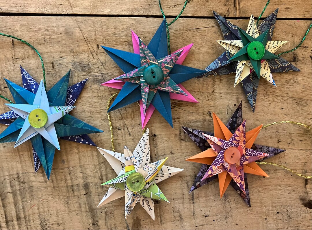Origami Paper Star and Vintage Button Christmas Bauble Ornament / Gift ...