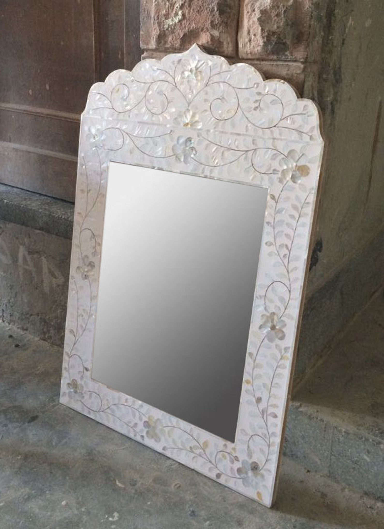 Handmade Mother of Pearl Inlay Wooden Modern Floral Pattern - Etsy