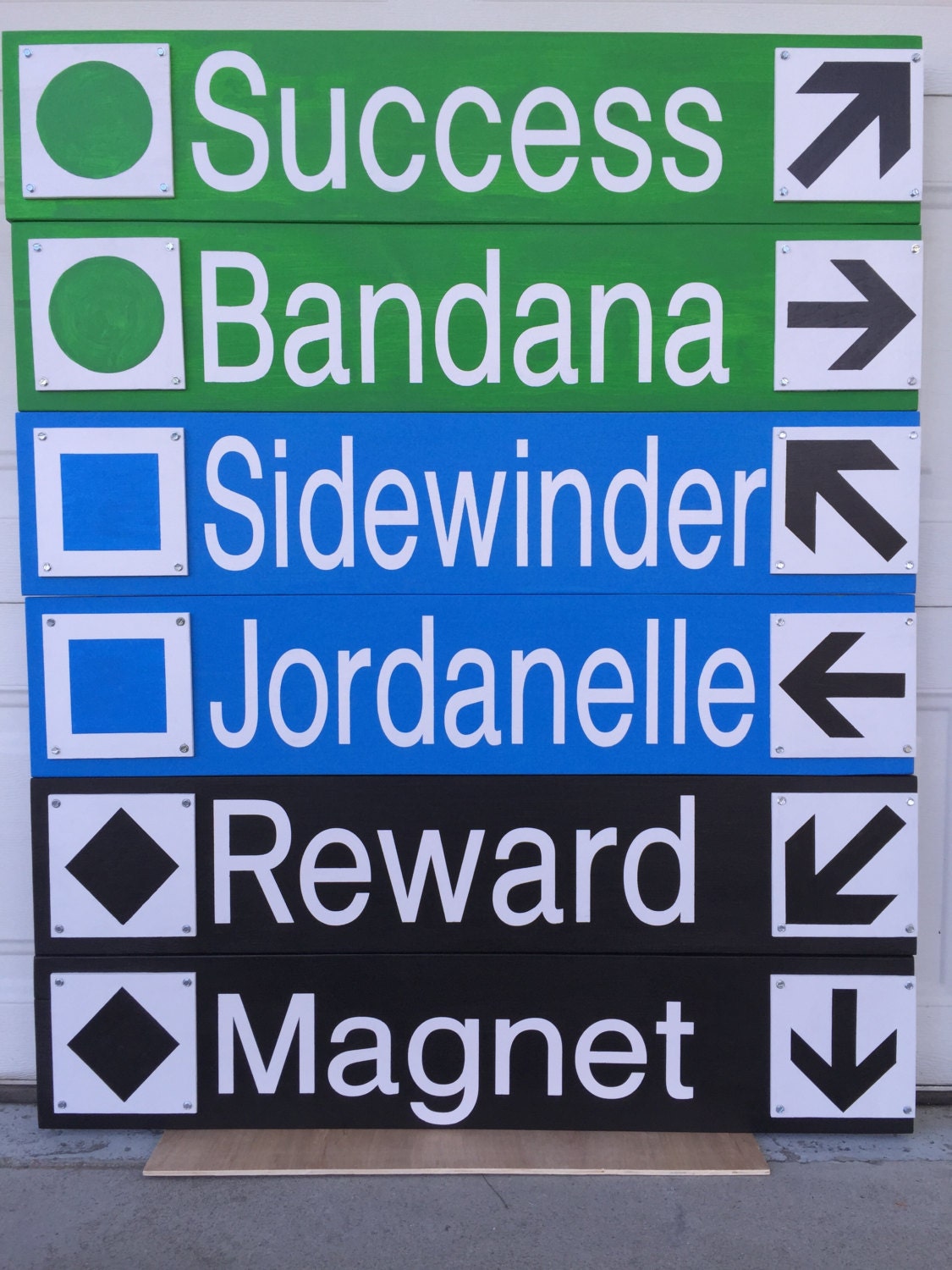 MEDIUM Wood Ski Run Sign. Personalized With Your Name or Short Phrase ...