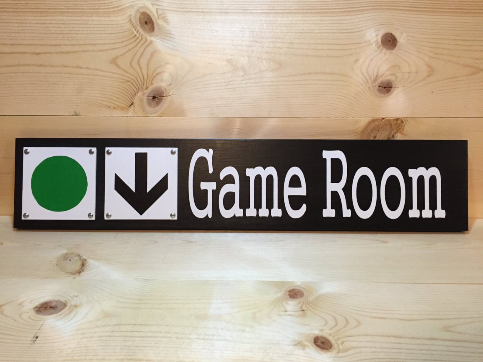 MEDIUM Wood Ski Run Sign. Personalized With Your Name or Short Phrase ...