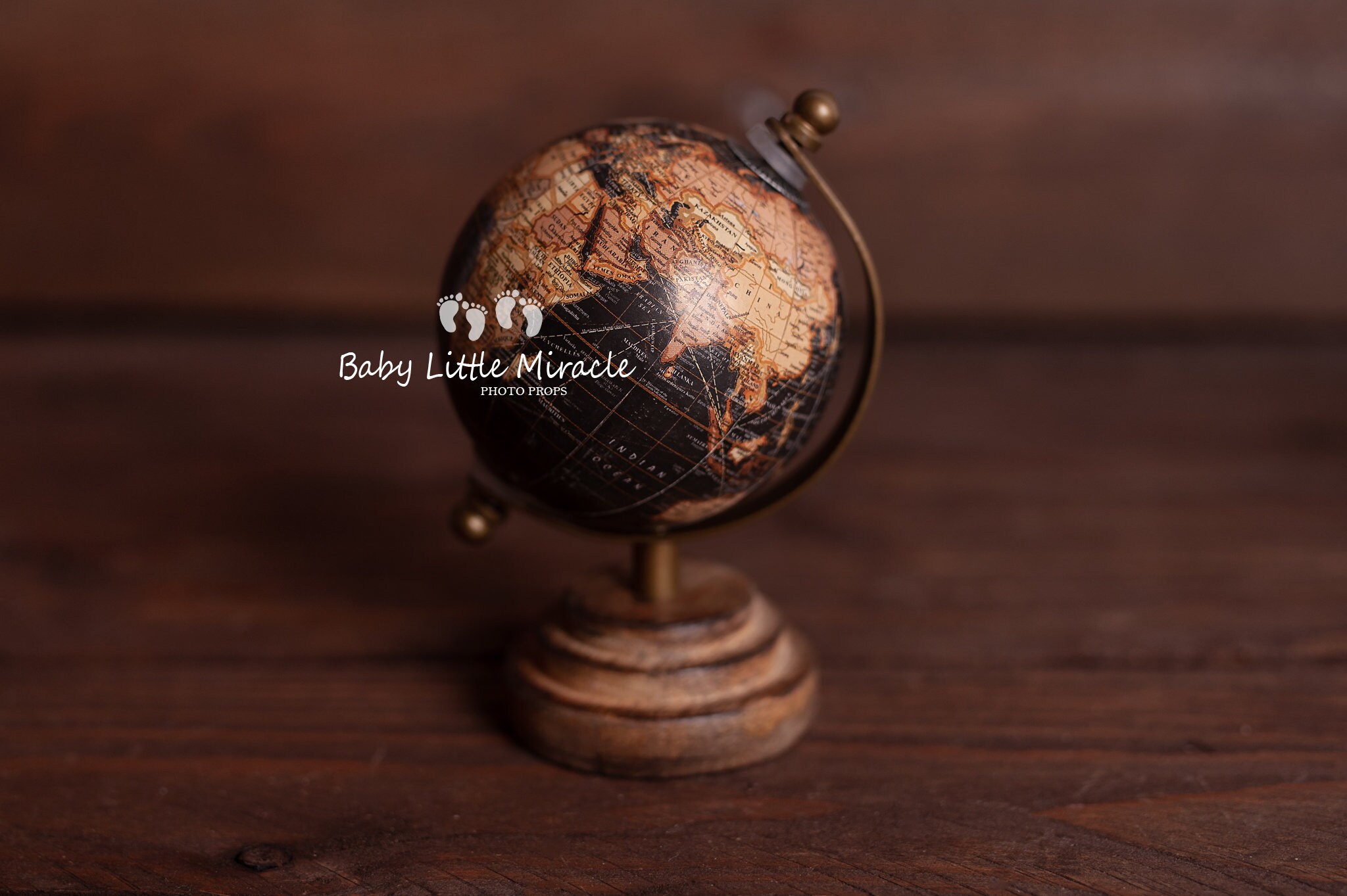 Little Globe Wooden Globe Globe Photo Prop Small Globe - Etsy Canada