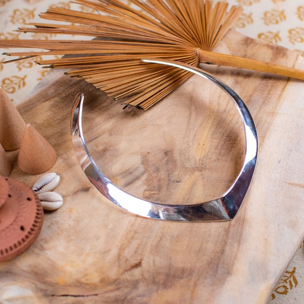 Torque Necklace - Etsy