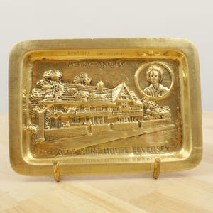 Small Plate / Dish / Tray / Ring Tray / Ashtray || Merry Andrew Ye Olde ...