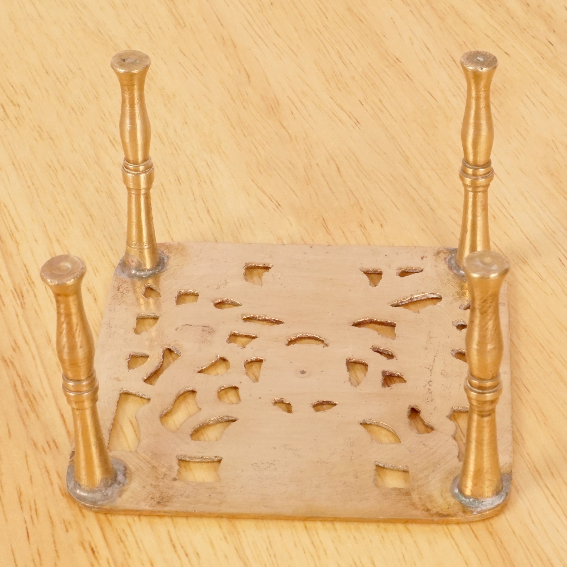 Small Kettle Stand / Tea Pot Stand / Plant Pot Stand - Etsy UK