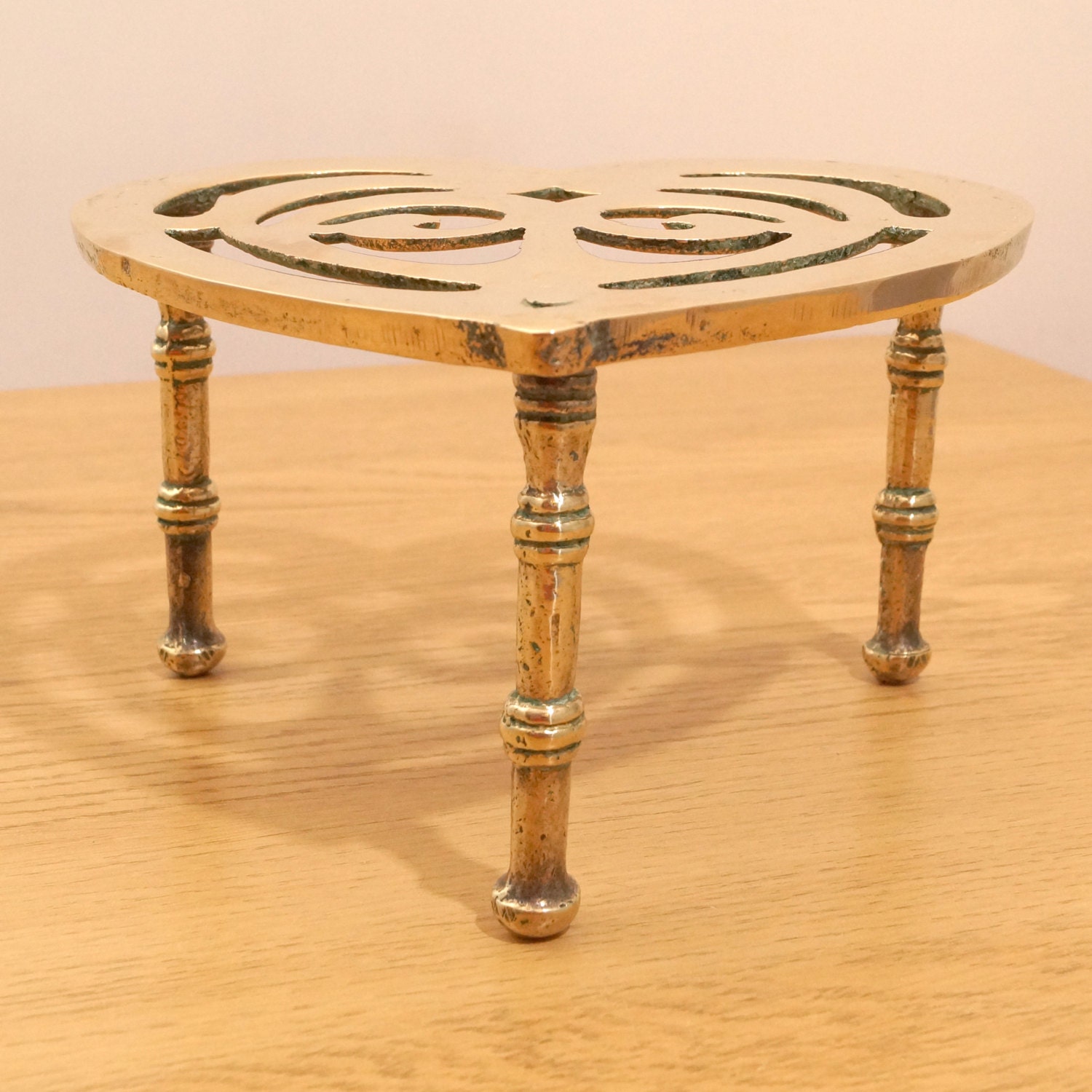 Vintage Brass Kettle Stand / Tea Pot Stand / Plant Pot Stand | Etsy