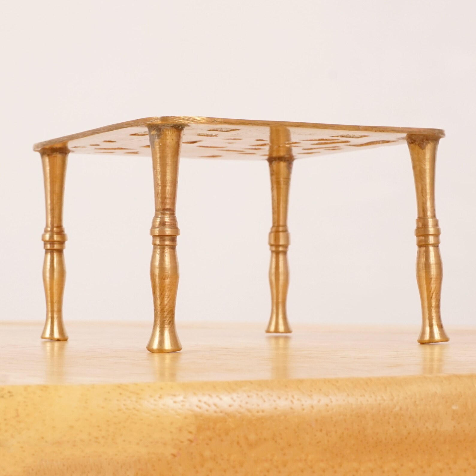 Small Kettle Stand / Tea Pot Stand / Plant Pot Stand - Etsy UK