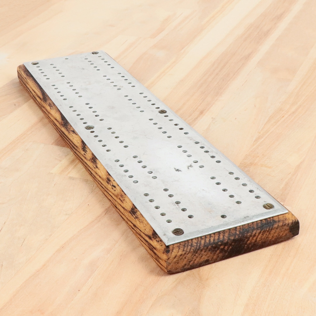Game Point Counter || Vintage Aluminum and Wood Cribbage Board - Etsy