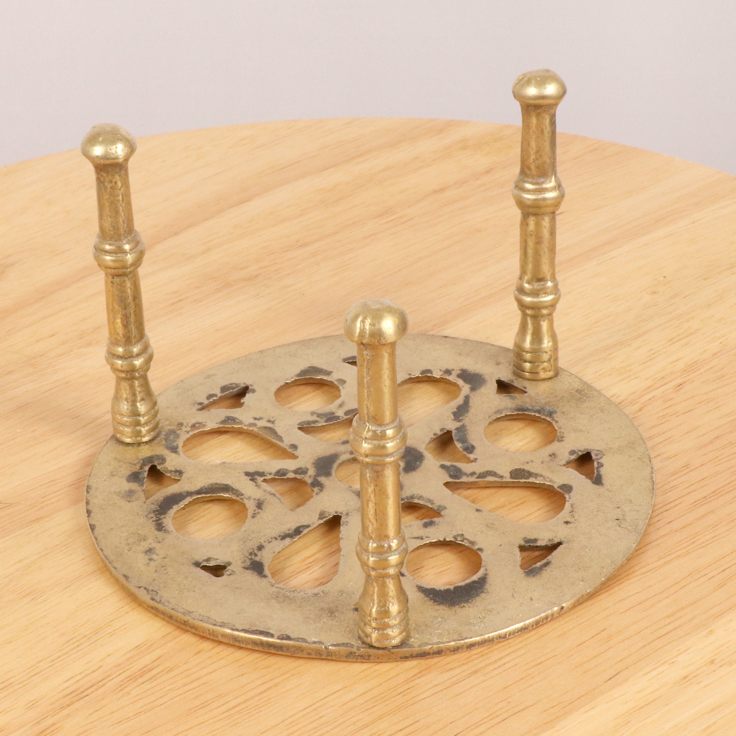 Kettle stand / Flower pot stand / Trivet Vintage solid | Etsy