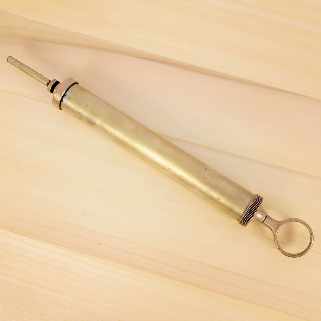 Oil Syringe / Pump || Vintage Solid Brass - Etsy
