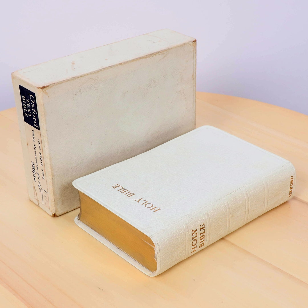 The Holy Bible White Presentation Bible Oxford Text Bible New Beryl ...