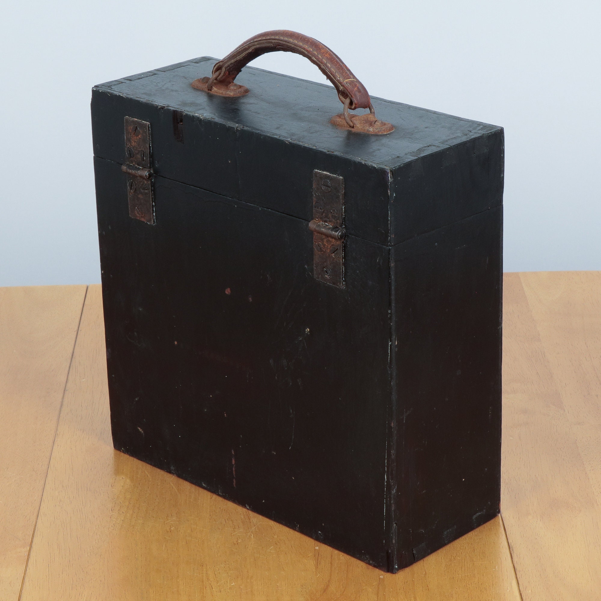 Wood Box / Case with leather handle Vintage solid wood | Etsy