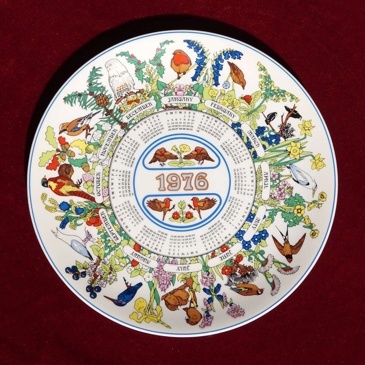 1976 Calendar Porcelain Plate by Wedgwood || Robin's Calendar Plate ...