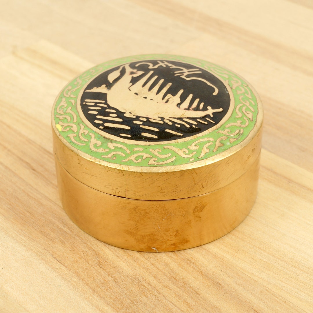 Mini Container / Box With a Lid for Ring / Jewellery || Handmade ...