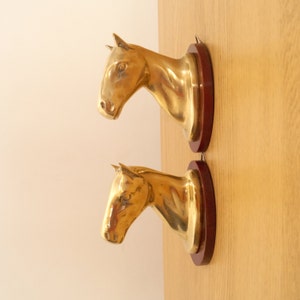 2 Horse Head Wall Hanging || Vintage Solid Brass on Wooden Base - Etsy