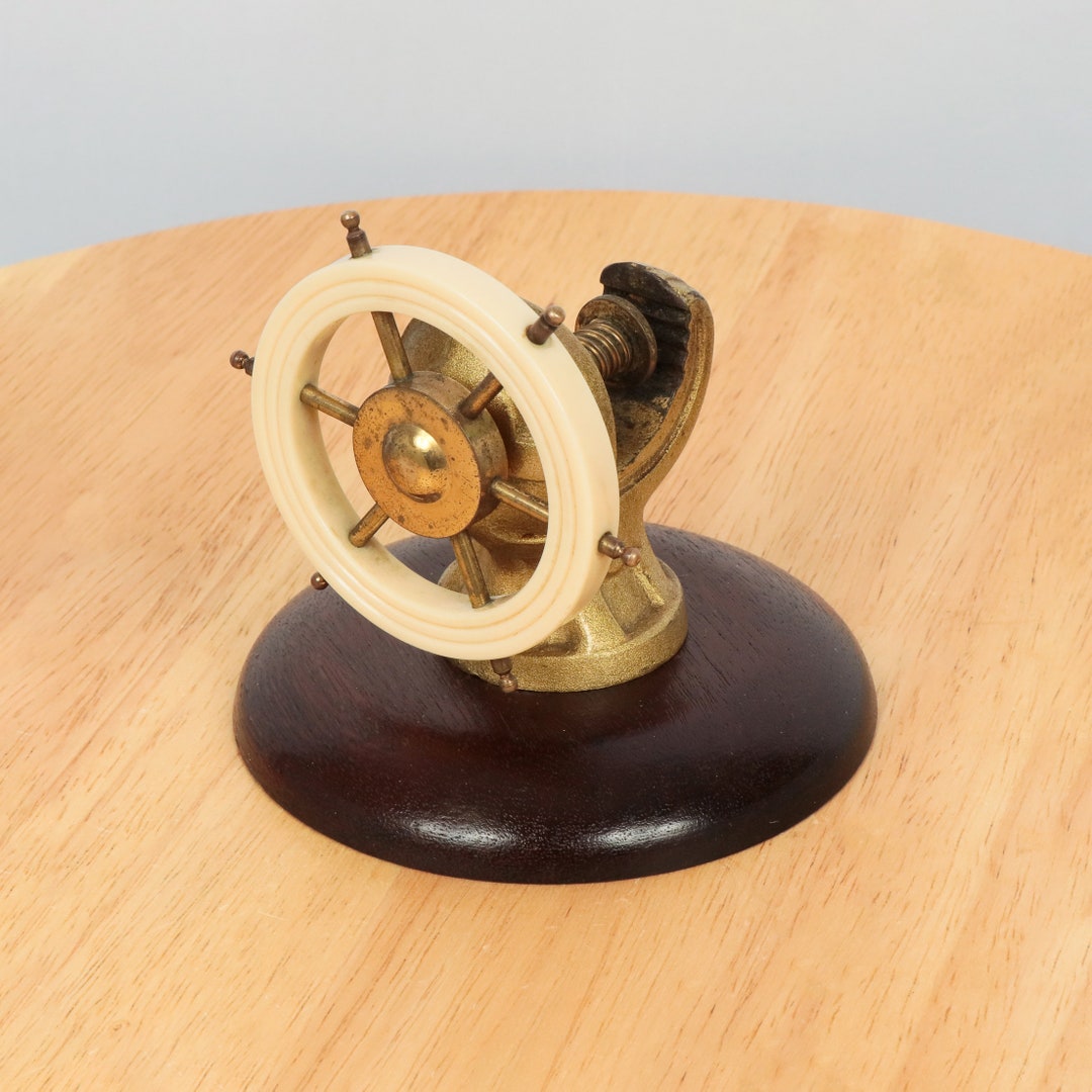 Nutcracker Spinning Ship Wheel Design Made in England BRIT PAT. Vintage ...