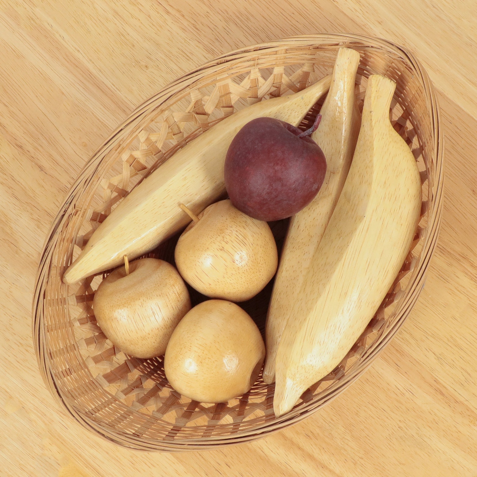 Wood Fruits Collection / Wooden Fruits - Apples and Banana in Woven ...